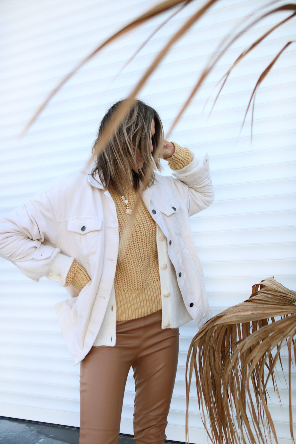 SUNNY MOOD - Chon & CHON